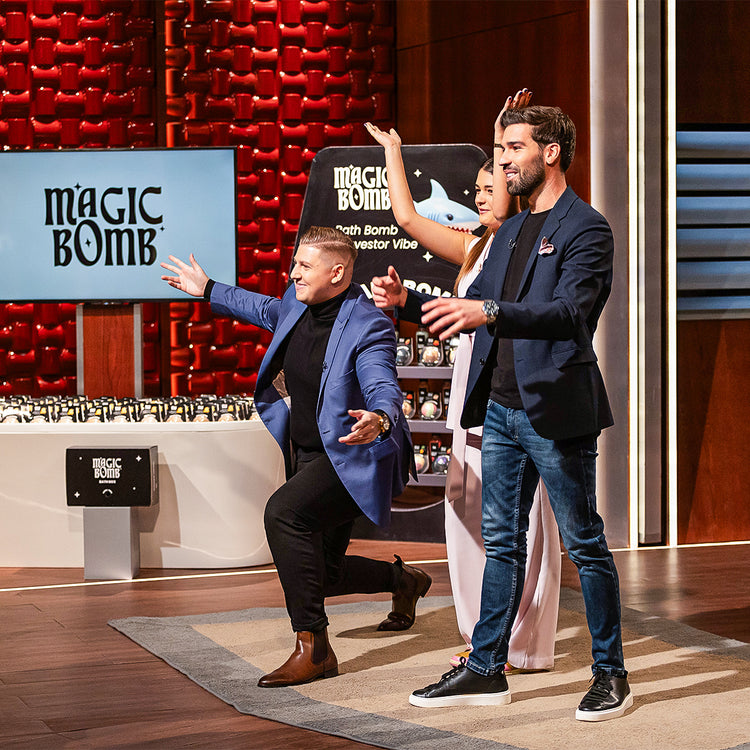 Rólunk – Magic Bomb